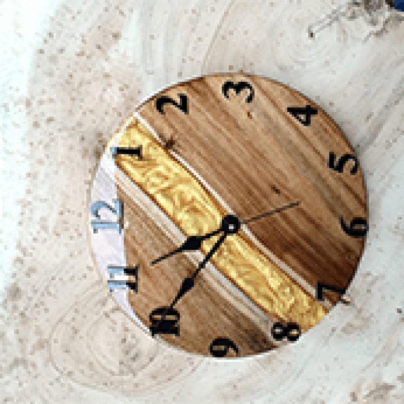 Metallic Golden Epoxy Resin Clock - BuildHUB